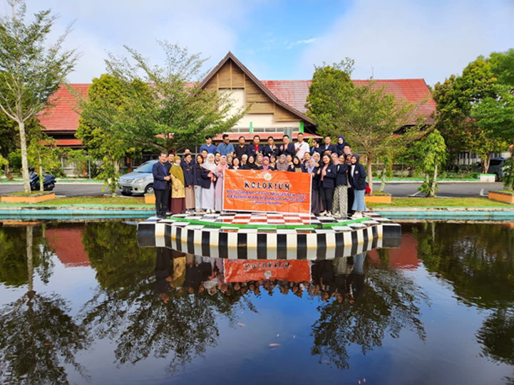 Master of English Education Batch 2022 Holds Colloquium as First Step ...